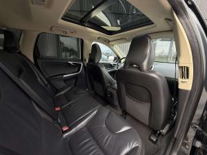 Blue Volvo XC60 2011 in Siauliai, with an engine capacity of 2.40 L and mileage of 285 thousand km for 11950 €, photo 28 on AUTOMOTO.COM.LV