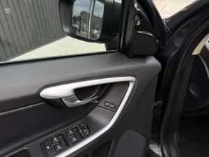 Blue Volvo XC60 2011 in Siauliai, with an engine capacity of 2.40 L and mileage of 285 thousand km for 11950 €, photo 29 on AUTOMOTO.COM.LV