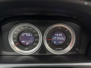 Blue Volvo XC60 2011 in Siauliai, with an engine capacity of 2.40 L and mileage of 285 thousand km for 11950 €, photo 36 on AUTOMOTO.COM.LV