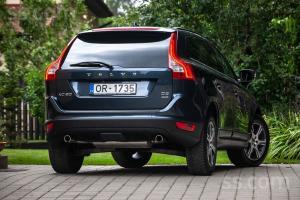 Zils Volvo XC60 2011 Tukums, ar dzinēja tilpumu 2.40 L un nobraukumu 253 tūkst. km par 9390 €, foto 6 vietnē AUTOMOTO.COM.LV