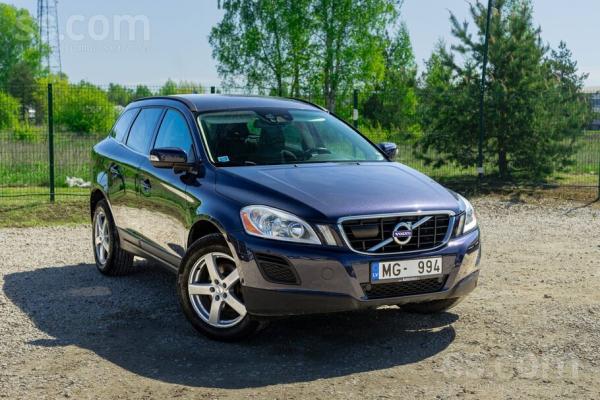 Blue Volvo XC60 2012 in Riga, with an engine capacity of 2.40 L and mileage of 0 thousand km for 9990 €, photo 3 on AUTOMOTO.COM.LV