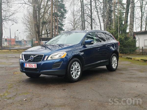 Blue Volvo XC60 2012 in Riga, with an engine capacity of 2.40 L and mileage of 285 thousand km for 10650 €, photo 2 on AUTOMOTO.COM.LV