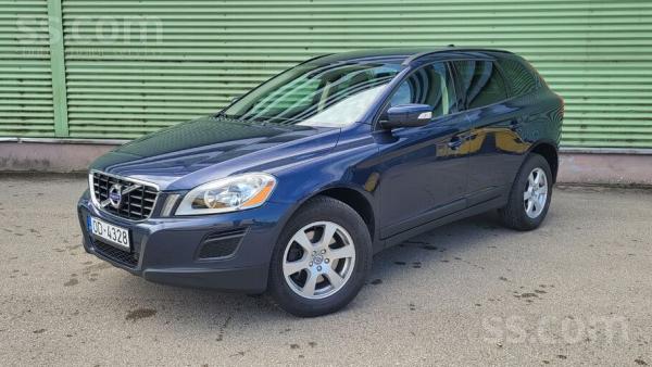 Zils Volvo XC60 2012 Rīga, ar dzinēja tilpumu 2.40 L un nobraukumu 301 tūkst. km par 8990 €, foto 3 vietnē AUTOMOTO.COM.LV