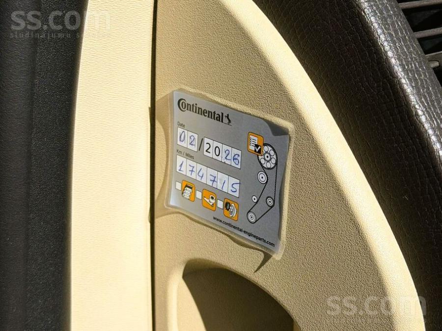 Zils Volvo XC60 2012 Rīga, ar dzinēja tilpumu 2.40 L un nobraukumu 178 tūkst. km par 10450 €, foto 9 vietnē AUTOMOTO.COM.LV