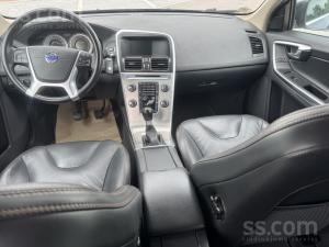 Blue Volvo XC60 2012 in Jelgava, with an engine capacity of 2.40 L and mileage of 0 thousand km for 9990 €, photo 10 on AUTOMOTO.COM.LV