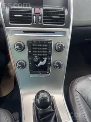 Blue Volvo XC60 2012 in Jelgava, with an engine capacity of 2.40 L and mileage of 0 thousand km for 9990 €, photo 21 on AUTOMOTO.COM.LV