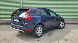 Blue Volvo XC60 2012 in Riga, with an engine capacity of 2.40 L and mileage of 309 thousand km for 8990 €, photo 12 on AUTOMOTO.COM.LV