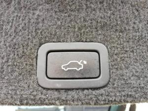 Blue Volvo XC60 2012 in Saldus, with an engine capacity of 2.40 L and mileage of 252 thousand km for 9700 €, photo 16 on AUTOMOTO.COM.LV