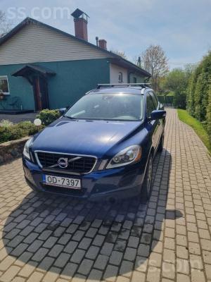 Blue Volvo XC60 2012 in Cesis, with an engine capacity of 2.00 L and mileage of 263 thousand km for 9900 €, photo 3 on AUTOMOTO.COM.LV