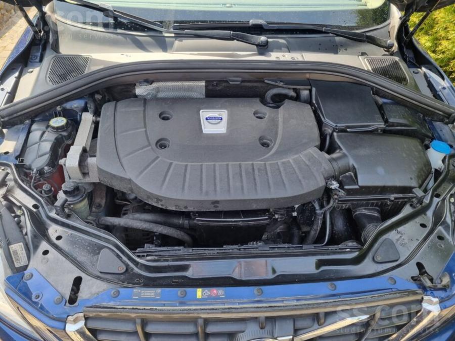 Blue Volvo XC60 2012 in Cesis, with an engine capacity of 2.00 L and mileage of 263 thousand km for 9900 €, photo 6 on AUTOMOTO.COM.LV