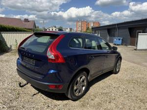 Zils Volvo XC60 2012 Alīta, ar dzinēja tilpumu 2.00 L un nobraukumu 291 tūkst. km par 8450 €, foto 5 vietnē AUTOMOTO.COM.LV