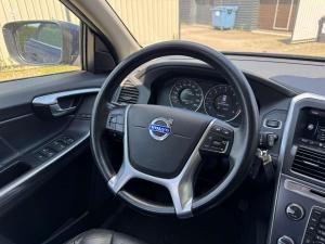 Zils Volvo XC60 2012 Alīta, ar dzinēja tilpumu 2.00 L un nobraukumu 291 tūkst. km par 8450 €, foto 12 vietnē AUTOMOTO.COM.LV
