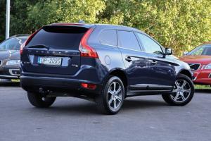 Zils Volvo XC60 2012 Jelgava, ar dzinēja tilpumu 2.00 L un nobraukumu 280 tūkst. km par 9990 €, foto 5 vietnē AUTOMOTO.COM.LV
