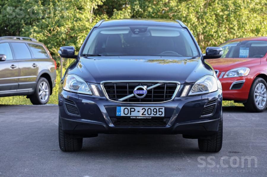 Zils Volvo XC60 2012 Jelgava, ar dzinēja tilpumu 2.00 L un nobraukumu 0 tūkst. km par 9990 €, foto 3 vietnē AUTOMOTO.COM.LV