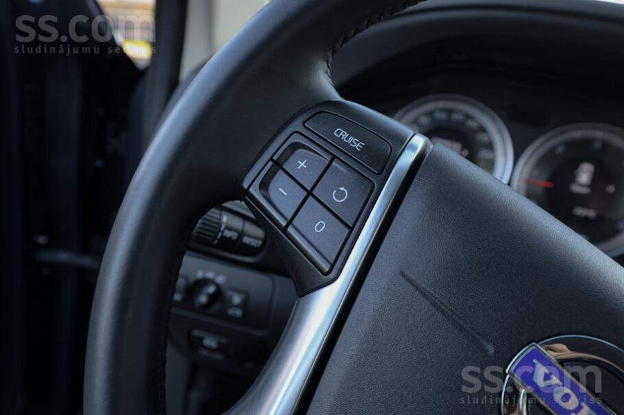 Zils Volvo XC60 2012 Jelgava, ar dzinēja tilpumu 2.00 L un nobraukumu 0 tūkst. km par 9990 €, foto 20 vietnē AUTOMOTO.COM.LV