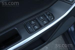 Zils Volvo XC60 2012 Jelgava, ar dzinēja tilpumu 2.00 L un nobraukumu 0 tūkst. km par 9990 €, foto 22 vietnē AUTOMOTO.COM.LV