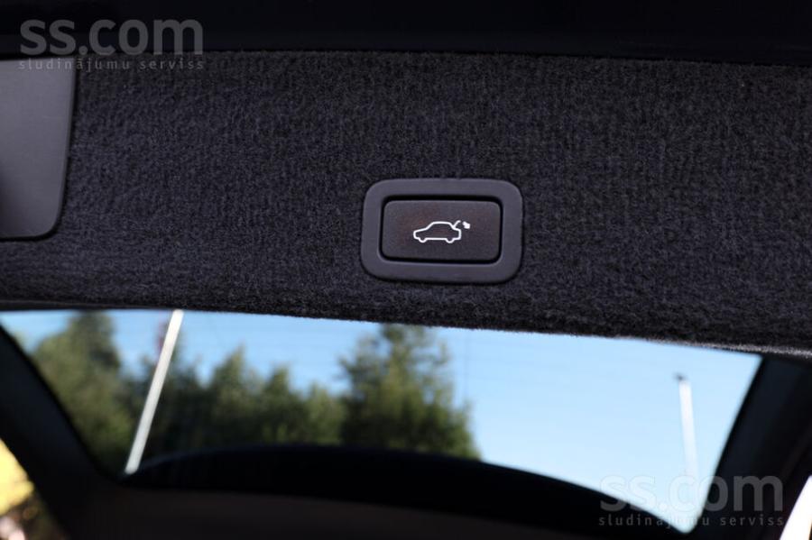 Zils Volvo XC60 2012 Jelgava, ar dzinēja tilpumu 2.00 L un nobraukumu 0 tūkst. km par 9990 €, foto 25 vietnē AUTOMOTO.COM.LV