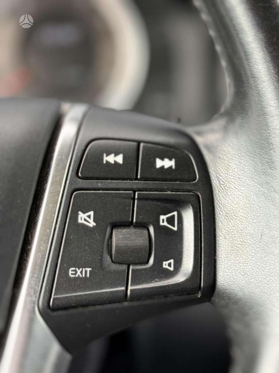 Zils Volvo XC60 2012 Klaipėda, ar dzinēja tilpumu 3.20 L un nobraukumu 297 tūkst. km par 6700 €, foto 30 vietnē AUTOMOTO.COM.LV