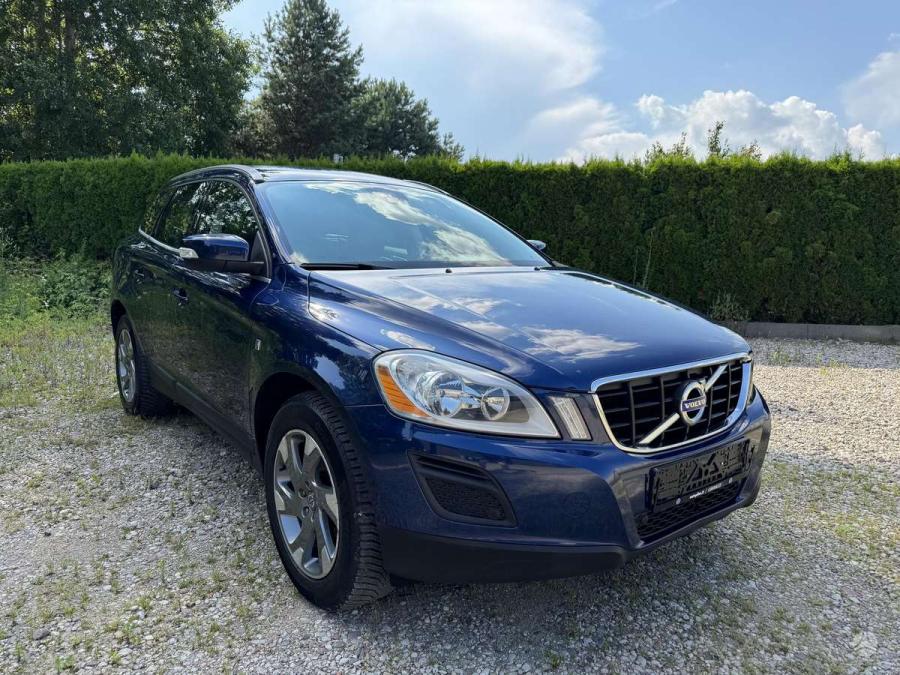Zils Volvo XC60 2012 Alīta, ar dzinēja tilpumu 2.00 L un nobraukumu 291 tūkst. km par 8550 €, foto 3 vietnē AUTOMOTO.COM.LV