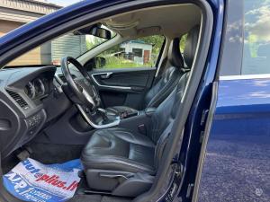 Zils Volvo XC60 2012 Alīta, ar dzinēja tilpumu 2.00 L un nobraukumu 291 tūkst. km par 8550 €, foto 7 vietnē AUTOMOTO.COM.LV