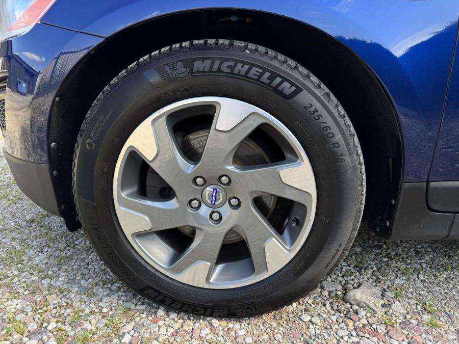 Zils Volvo XC60 2012 Alīta, ar dzinēja tilpumu 2.00 L un nobraukumu 291 tūkst. km par 8550 €, foto 27 vietnē AUTOMOTO.COM.LV