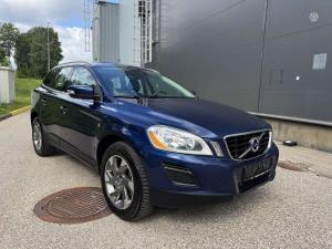 Blue Volvo XC60 2012 in Alytus, with an engine capacity of 2.00 L and mileage of 291 thousand km for 7950 €, photo 3 on AUTOMOTO.COM.LV
