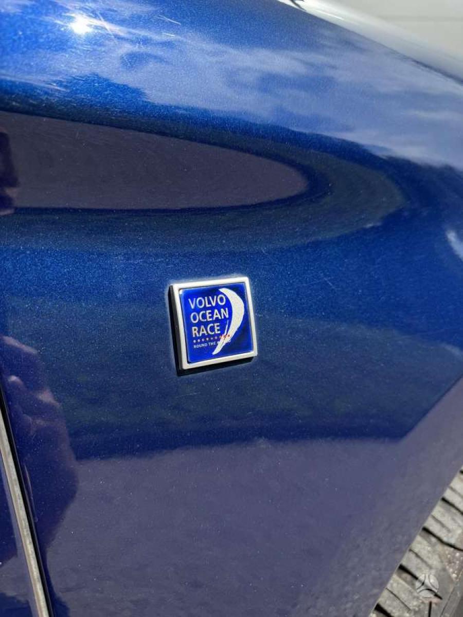 Blue Volvo XC60 2012 in Alytus, with an engine capacity of 2.00 L and mileage of 291 thousand km for 7950 €, photo 26 on AUTOMOTO.COM.LV