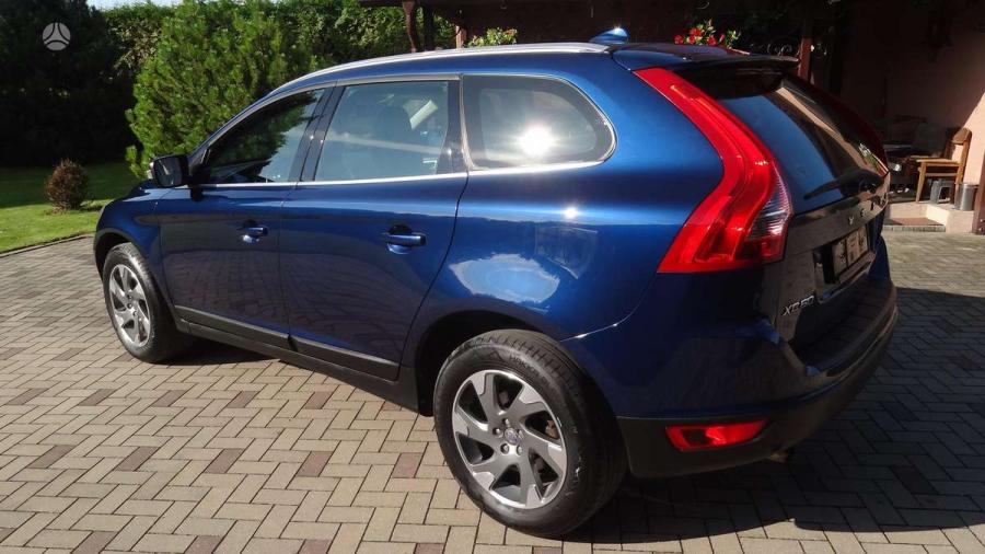 Zils Volvo XC60 2012 Joniškis, ar dzinēja tilpumu 1.98 L un nobraukumu 304 tūkst. km par 6949 €, foto 5 vietnē AUTOMOTO.COM.LV