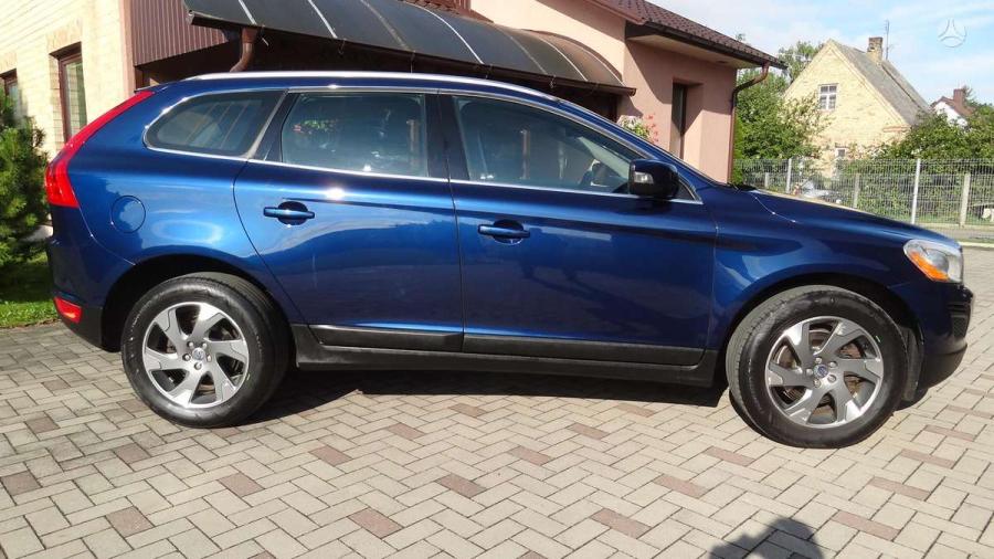 Zils Volvo XC60 2012 Joniškis, ar dzinēja tilpumu 1.98 L un nobraukumu 304 tūkst. km par 6949 €, foto 6 vietnē AUTOMOTO.COM.LV