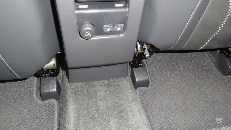 Zils Volvo XC60 2012 Joniškis, ar dzinēja tilpumu 1.98 L un nobraukumu 304 tūkst. km par 6949 €, foto 28 vietnē AUTOMOTO.COM.LV