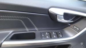 Zils Volvo XC60 2012 Joniškis, ar dzinēja tilpumu 1.98 L un nobraukumu 304 tūkst. km par 6949 €, foto 38 vietnē AUTOMOTO.COM.LV