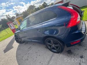 Blue Volvo XC60 2012 in Riga, with an engine capacity of 2.40 L and mileage of 340 thousand km for 7000 €, photo 4 on AUTOMOTO.COM.LV
