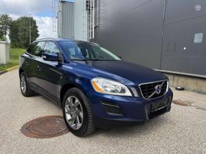 Zils Volvo XC60 2012 Alīta, ar dzinēja tilpumu 2.00 L un nobraukumu 291 tūkst. km par 7650 €, foto 3 vietnē AUTOMOTO.COM.LV