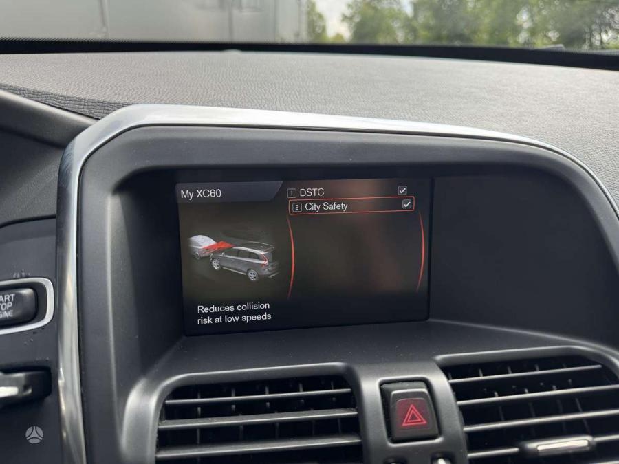 Zils Volvo XC60 2012 Alīta, ar dzinēja tilpumu 2.00 L un nobraukumu 291 tūkst. km par 7650 €, foto 15 vietnē AUTOMOTO.COM.LV