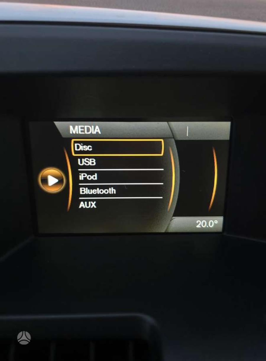 Blue Volvo XC60 2012 in Panevezys, with an engine capacity of 2.40 L and mileage of 342 thousand km for 6999 €, photo 28 on AUTOMOTO.COM.LV