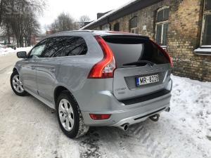 Zils Volvo XC60 2012 Rīga, ar dzinēja tilpumu 2.40 L un nobraukumu 299 tūkst. km par 9600 €, foto 4 vietnē AUTOMOTO.COM.LV