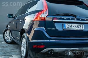 Zils Volvo XC60 2013 Rīga, ar dzinēja tilpumu 2.00 L un nobraukumu 250 tūkst. km par 12990 €, foto 14 vietnē AUTOMOTO.COM.LV