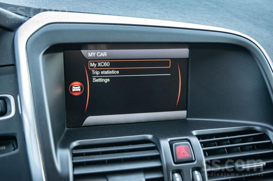 Zils Volvo XC60 2013 Rīga, ar dzinēja tilpumu 2.00 L un nobraukumu 250 tūkst. km par 12990 €, foto 22 vietnē AUTOMOTO.COM.LV