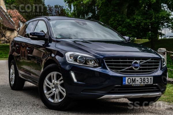 Blue Volvo XC60 2013 in Tukums, with an engine capacity of 2.00 L and mileage of 250 thousand km for 11780 €, photo 3 on AUTOMOTO.COM.LV