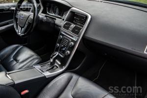 Zils Volvo XC60 2013 Tukums, ar dzinēja tilpumu 2.00 L un nobraukumu 250 tūkst. km par 11780 €, foto 20 vietnē AUTOMOTO.COM.LV