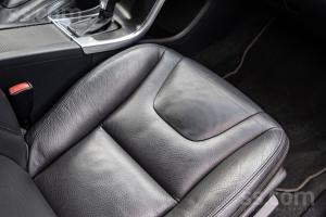 Zils Volvo XC60 2013 Tukums, ar dzinēja tilpumu 2.00 L un nobraukumu 250 tūkst. km par 11780 €, foto 21 vietnē AUTOMOTO.COM.LV