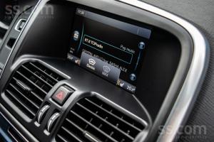 Zils Volvo XC60 2013 Tukums, ar dzinēja tilpumu 2.00 L un nobraukumu 250 tūkst. km par 11780 €, foto 26 vietnē AUTOMOTO.COM.LV