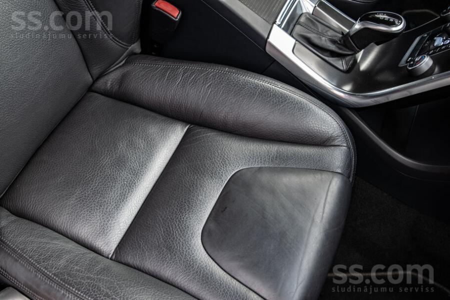 Zils Volvo XC60 2013 Tukums, ar dzinēja tilpumu 2.00 L un nobraukumu 250 tūkst. km par 11780 €, foto 27 vietnē AUTOMOTO.COM.LV