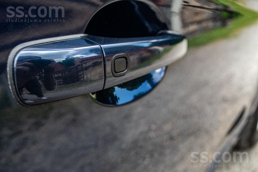 Zils Volvo XC60 2013 Tukums, ar dzinēja tilpumu 2.00 L un nobraukumu 250 tūkst. km par 11780 €, foto 28 vietnē AUTOMOTO.COM.LV