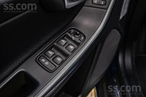Zils Volvo XC60 2013 Tukums, ar dzinēja tilpumu 2.00 L un nobraukumu 250 tūkst. km par 11780 €, foto 33 vietnē AUTOMOTO.COM.LV