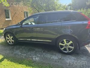 Zils Volvo XC60 2013 Rīga, ar dzinēja tilpumu 2.00 L un nobraukumu 280 tūkst. km par 13800 €, foto 9 vietnē AUTOMOTO.COM.LV