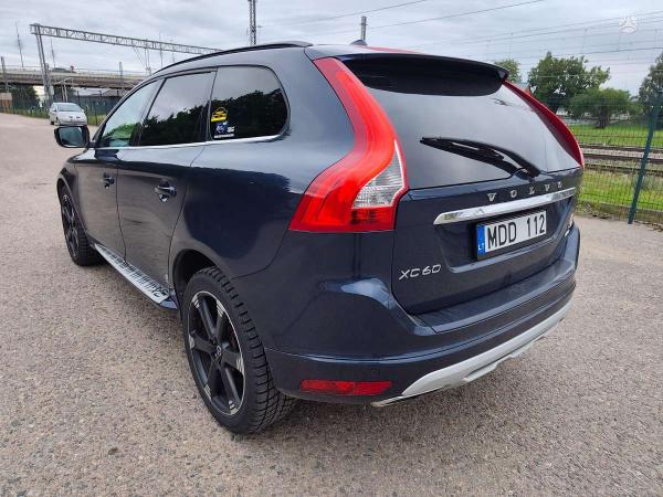 Zils Volvo XC60 2013 Šauļi, ar dzinēja tilpumu 2.40 L un nobraukumu 256 tūkst. km par 10500 €, foto 6 vietnē AUTOMOTO.COM.LV