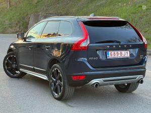 Blue Volvo XC60 2013 in Jonava, with an engine capacity of 2.40 L and mileage of 290 thousand km for 10899 €, photo 7 on AUTOMOTO.COM.LV
