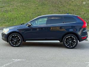 Blue Volvo XC60 2013 in Jonava, with an engine capacity of 2.40 L and mileage of 290 thousand km for 10899 €, photo 10 on AUTOMOTO.COM.LV