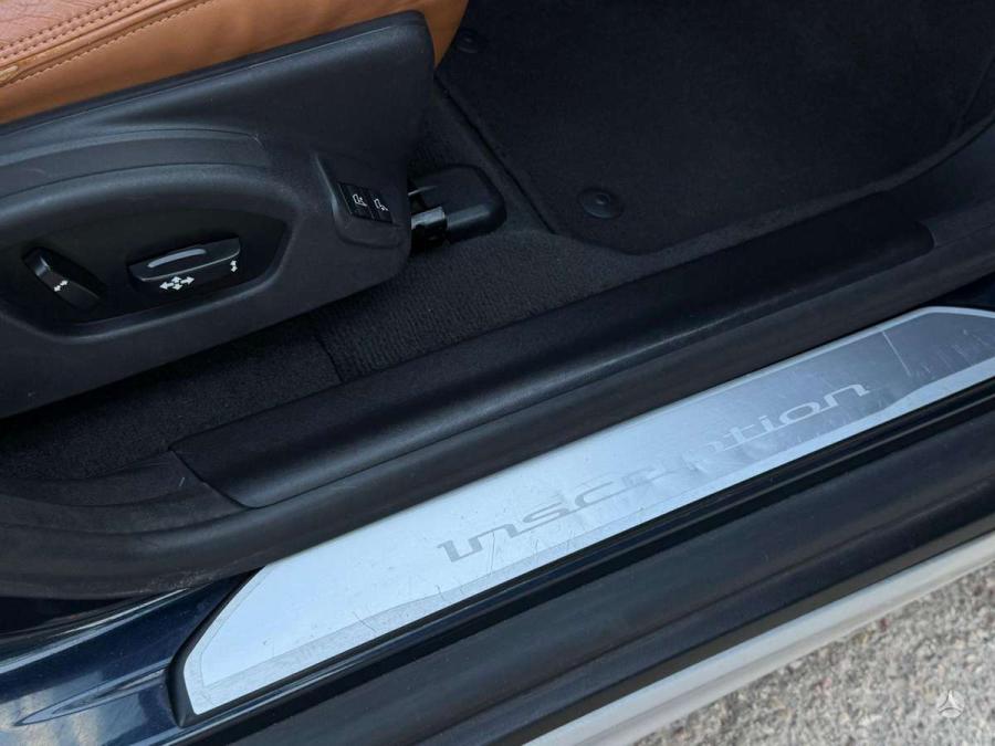 Blue Volvo XC60 2013 in Jonava, with an engine capacity of 2.40 L and mileage of 290 thousand km for 10899 €, photo 23 on AUTOMOTO.COM.LV